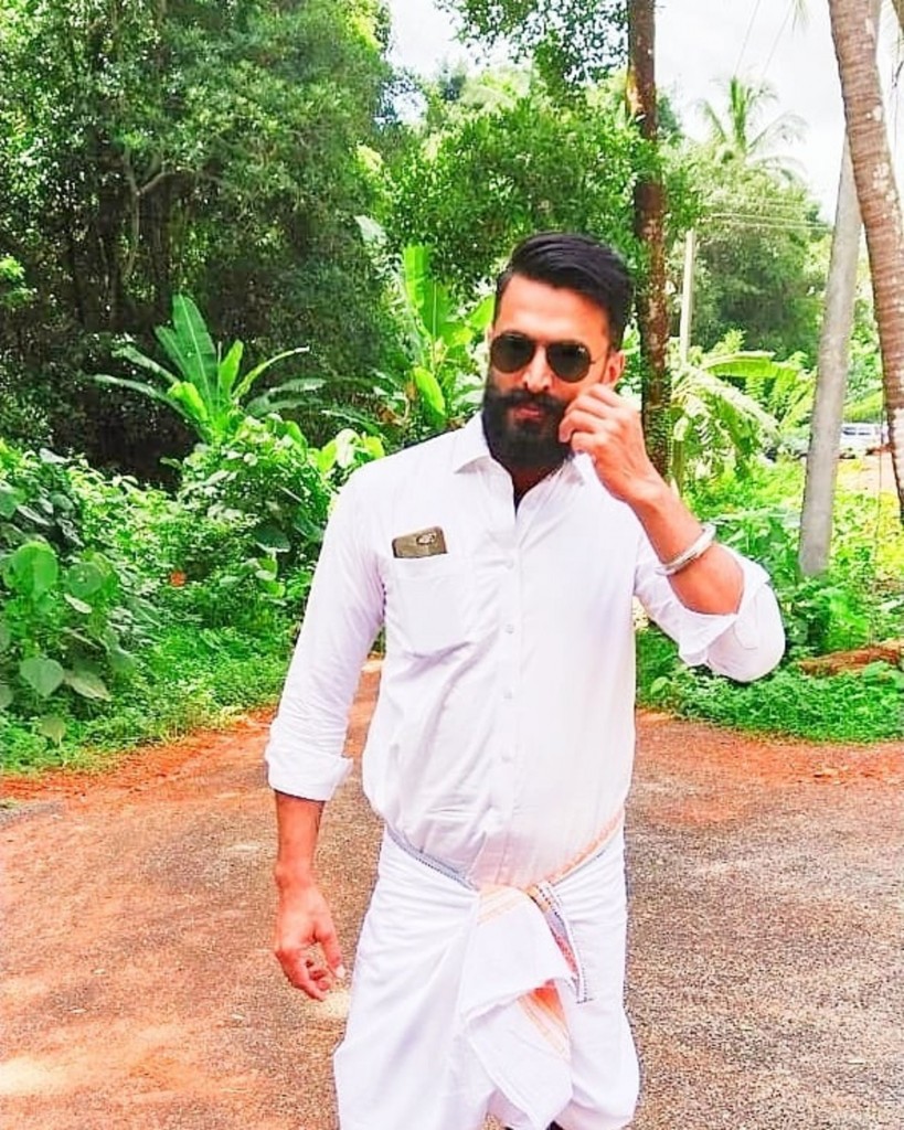 70+ Handlebar Mustache Styles for Real Men in 2021