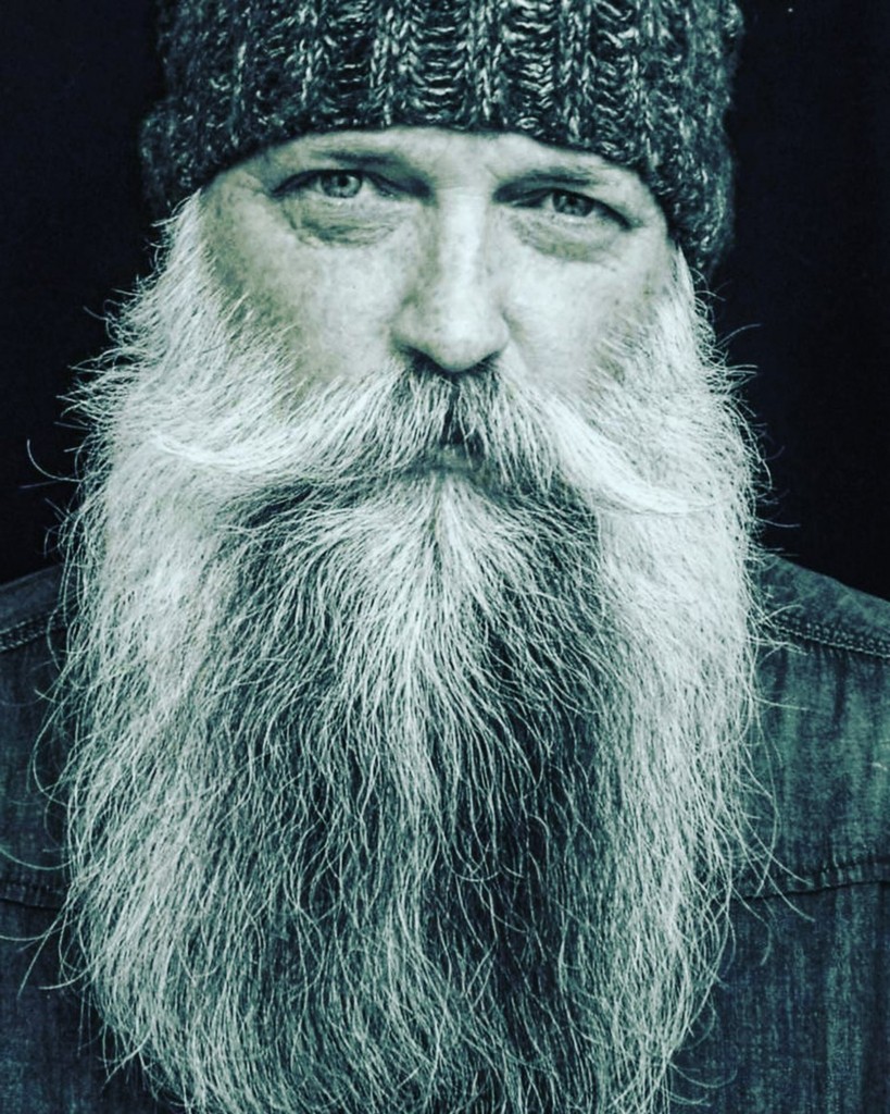 97 Full Beard Styles: Choose the Beard You’d Like to Grow in 2021